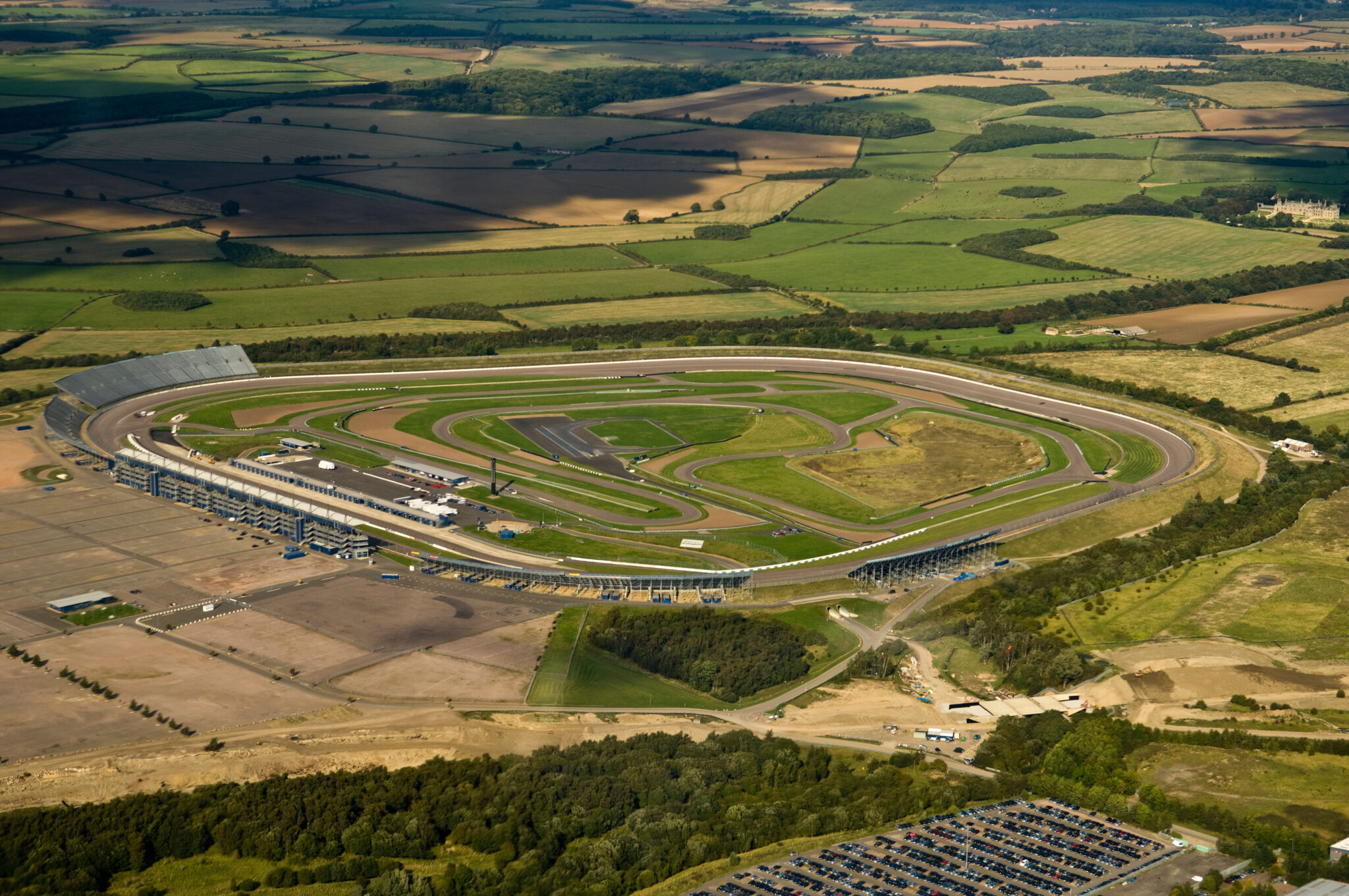 The Brief Racing History of England’s Rockingham Motor Speedway - Car ...