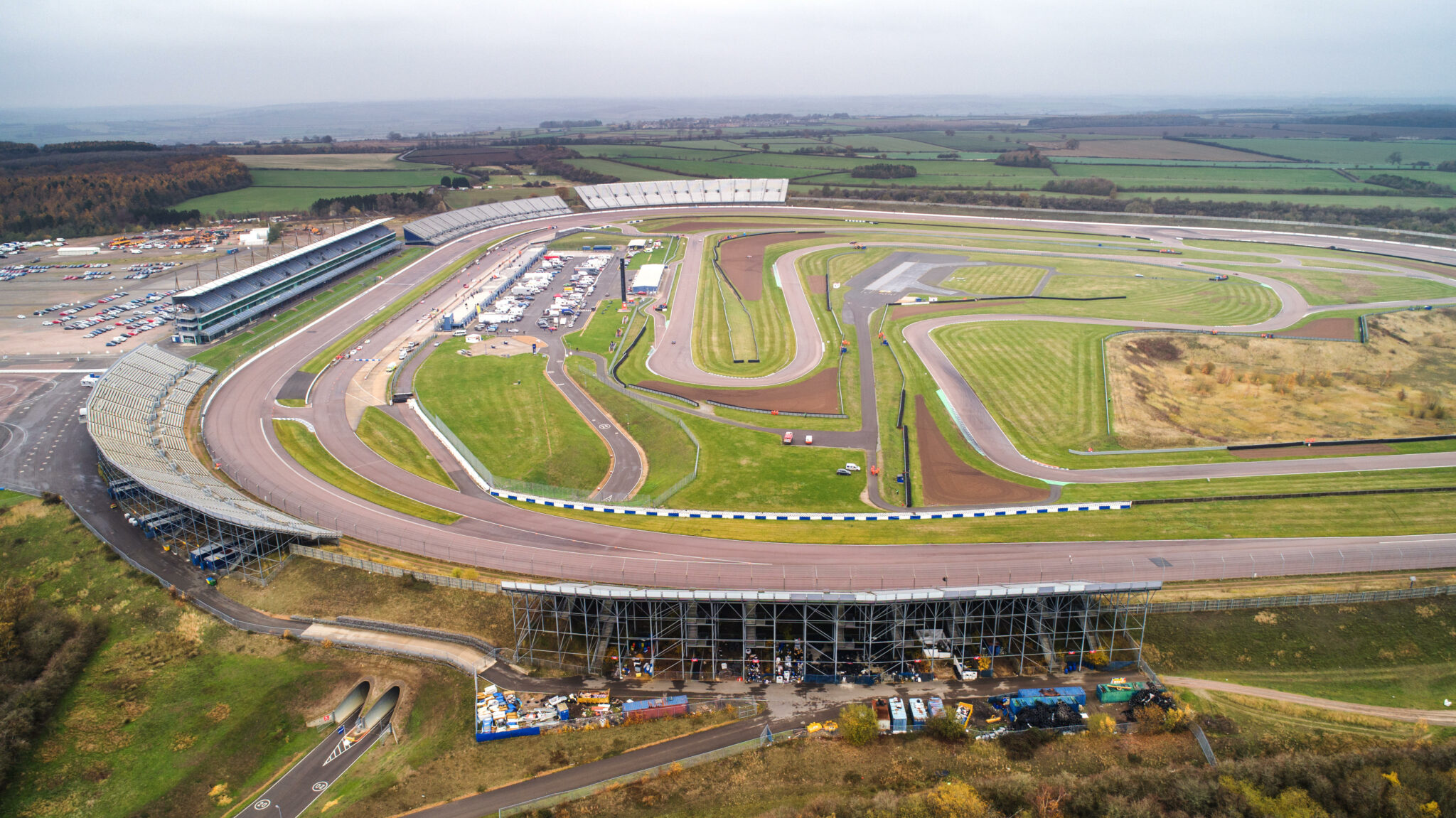 The Brief Racing History of England’s Rockingham Motor Speedway - Car ...